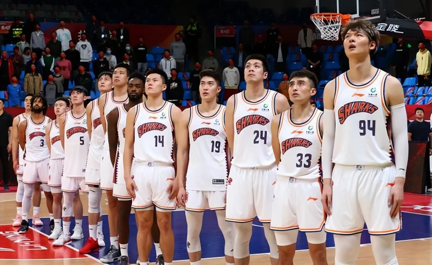 CCTV5直播，上海大鲨鱼PK吉林东北虎，李弘权VS赵率舟，鹿死谁手