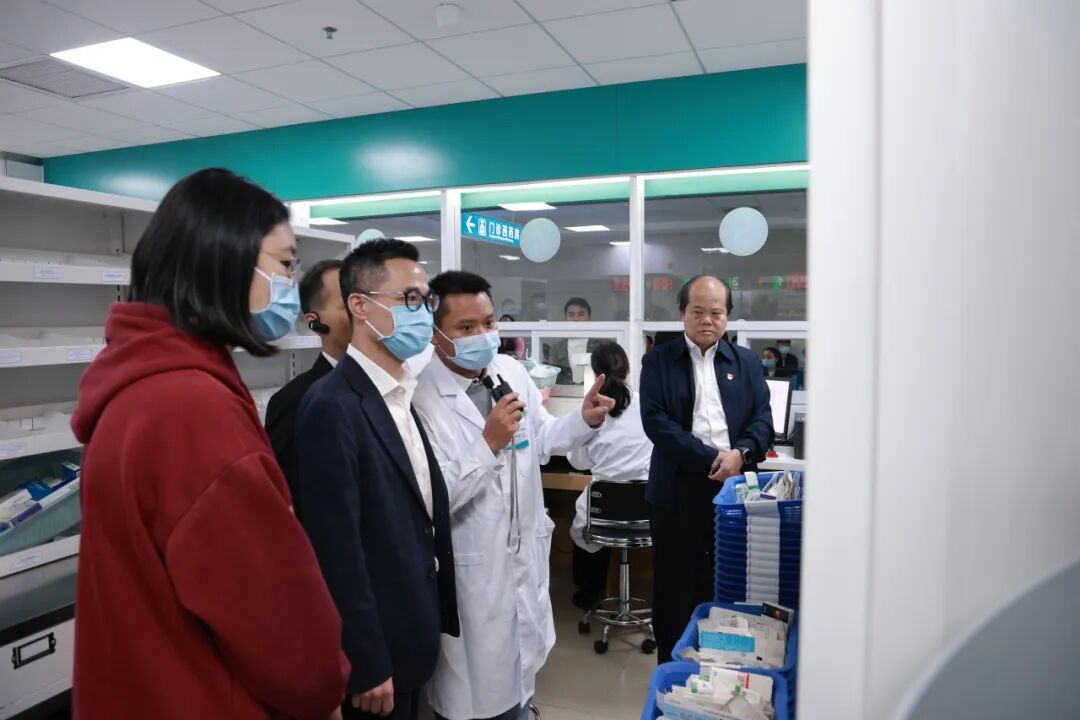 湛江三年引进医学硕博926人!又一批医学毕业生到访...