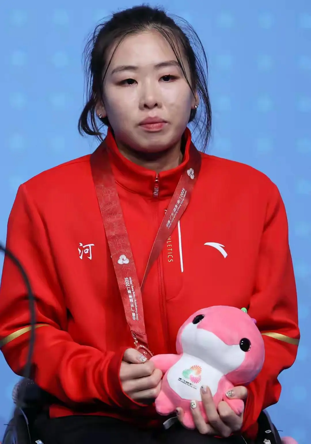 广东一团队WH1男子单打1组屈子墨2比0胜广东一团队曾信伟