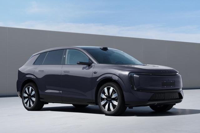 奥迪 AUDI E7 X 前瞻：轴距 3060mm 最大功率 500kW