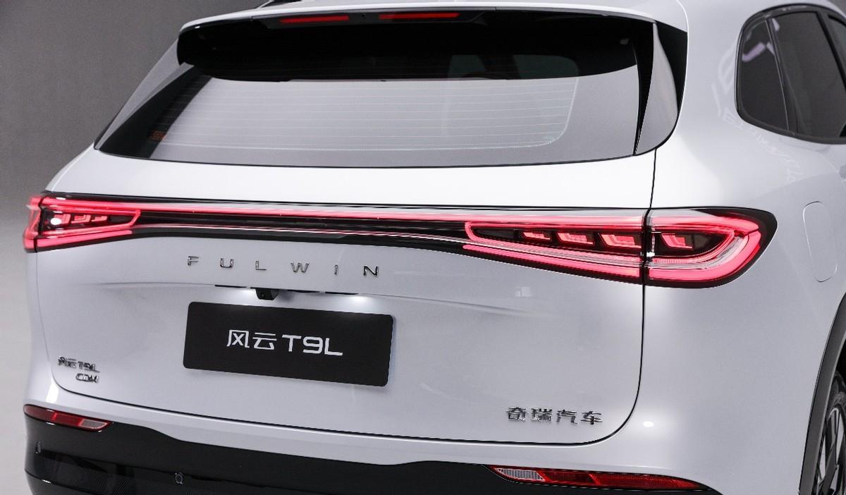 年轻人的理想SUV?风云T9L用空间和智能交出满分答卷