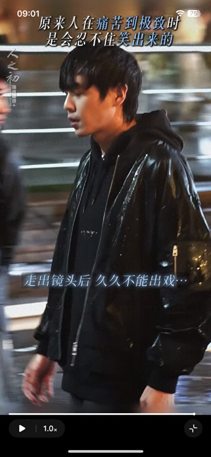 金莎冰岛被求婚!14字官宣，19岁差姐弟恋太好嗑