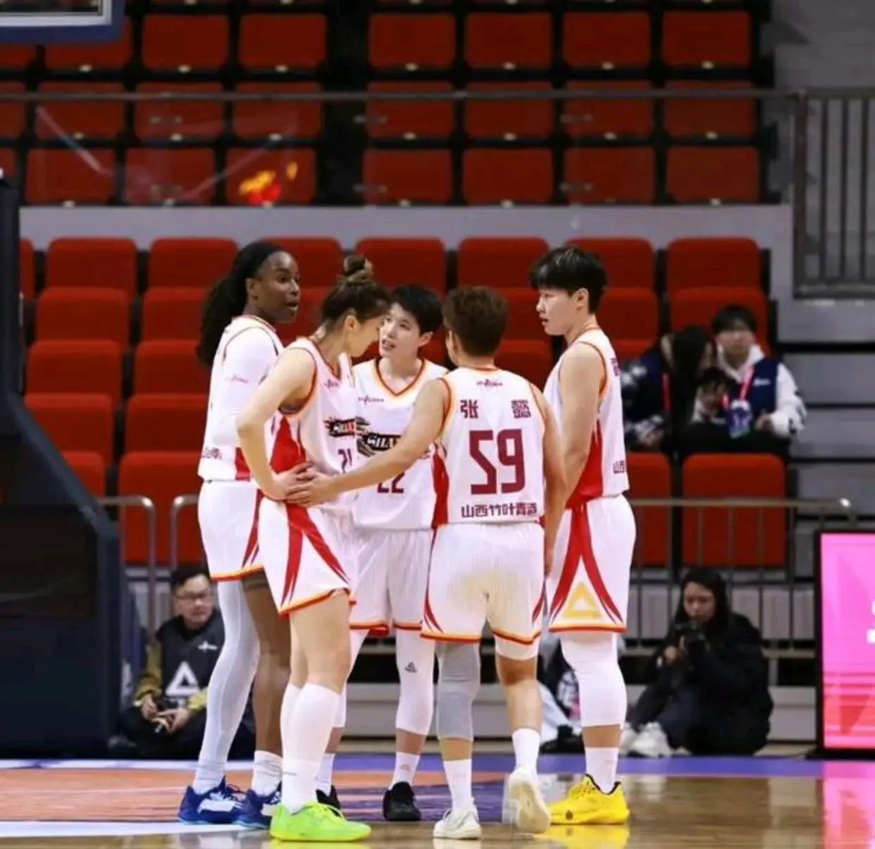 WCBA常规赛第9轮东莞客场72-69胜山西 豪取9连胜