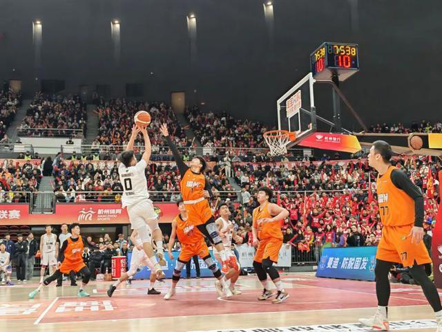 26日晚，杭州终结温州17连胜!长兴2分险胜!“浙BA”最新赛况→