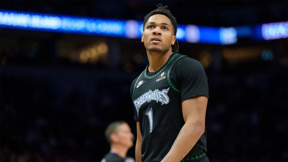 森林狼队球员Terrence Shannon Jr.脚部受伤，两周后重新评估