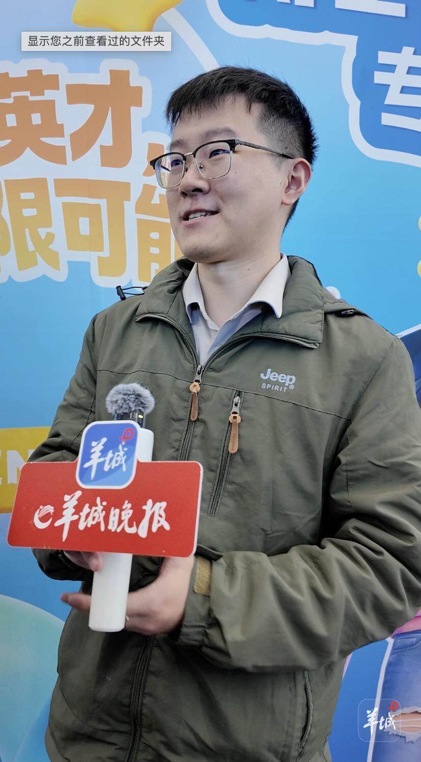 “父亲是‘深漂’所以我也来了”，两代人的青春接力 | 孔雀依旧东南飞