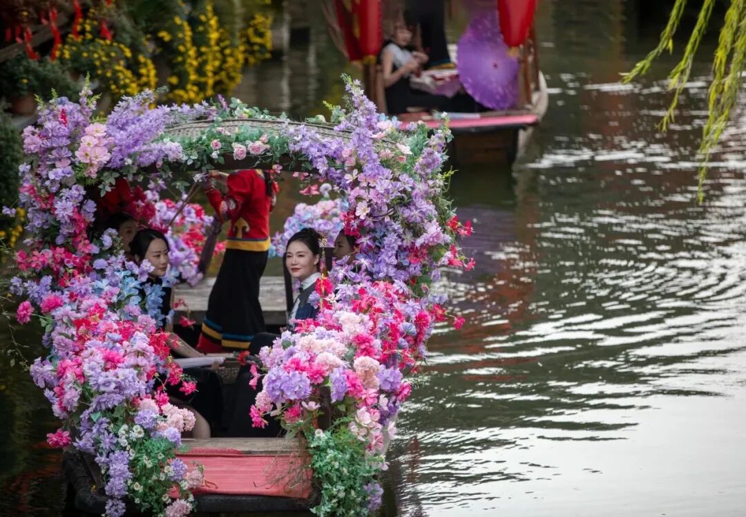 抓紧登船! 把冬日的第一个梦，留在台儿庄古城的橹声里!