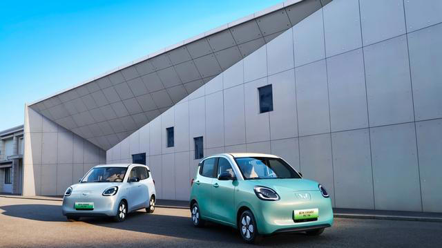 宏光MINIEV去年销量超43万辆，今年将升级全新外观