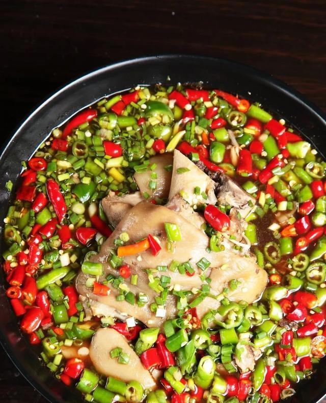地方特色菜，真材实料好味道