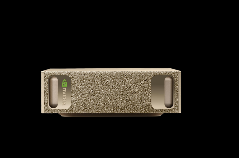 英伟达发布 DGX Station 桌面 AI 超算，单机运行 1 万亿参数模型