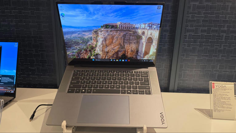 联想 CES 2026 升级 ThinkPad 和 Yoga 系列笔记本
