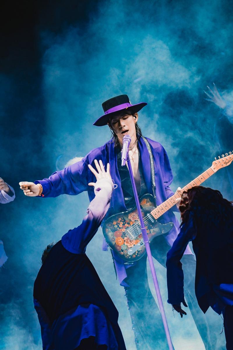 《F FOREVER恒星之城》全网好评 言承旭、阿信合唱《爱人啊》