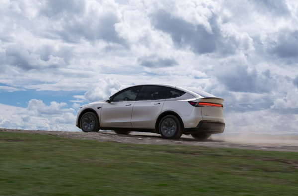 特斯拉或正推进原生数字车钥匙 Apple Car Key有望落地