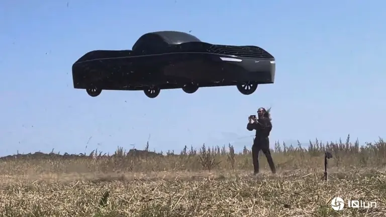 全球首款飞行汽车正式启动Alef Model A预订火热进行中