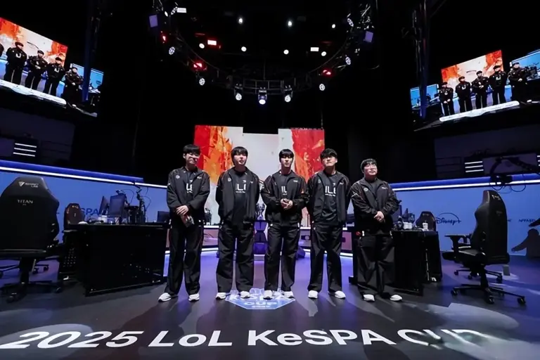 HLE.Homme：最需要警惕GEN和T1，希望打造一个回报大家期待的赛季