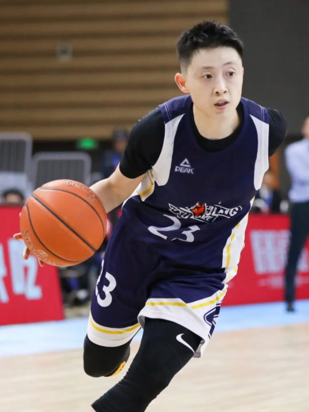 WCBA常规赛!谢泼德22分制胜，厦门女篮79-75险胜河南女篮