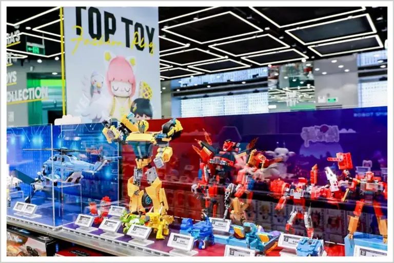 TOP TOY vs 泡泡玛特：老二该如何进攻老大?