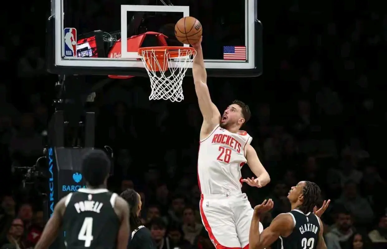 杜兰特22分11助 NBA常规赛火箭120-96大胜篮网 托马斯21分