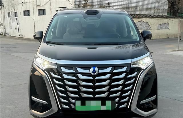 分享一下我开腾势D9混动的日常