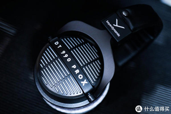 延续40年的不老佳作! 拜雅DT 990 Pro X到底怎么样?
