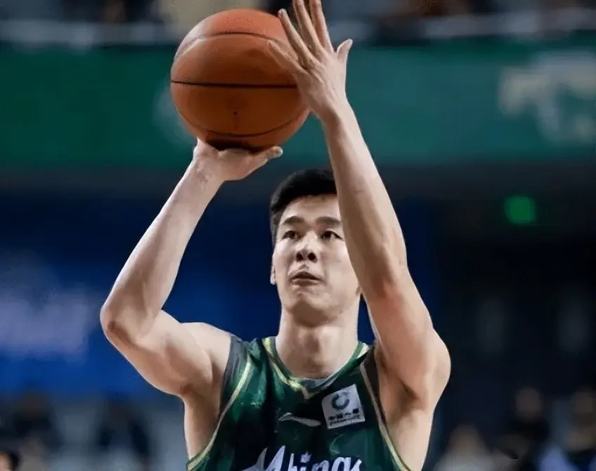 31分11助! 郭昊文打成小外! 过半场就包夹，提升明显也确实累!