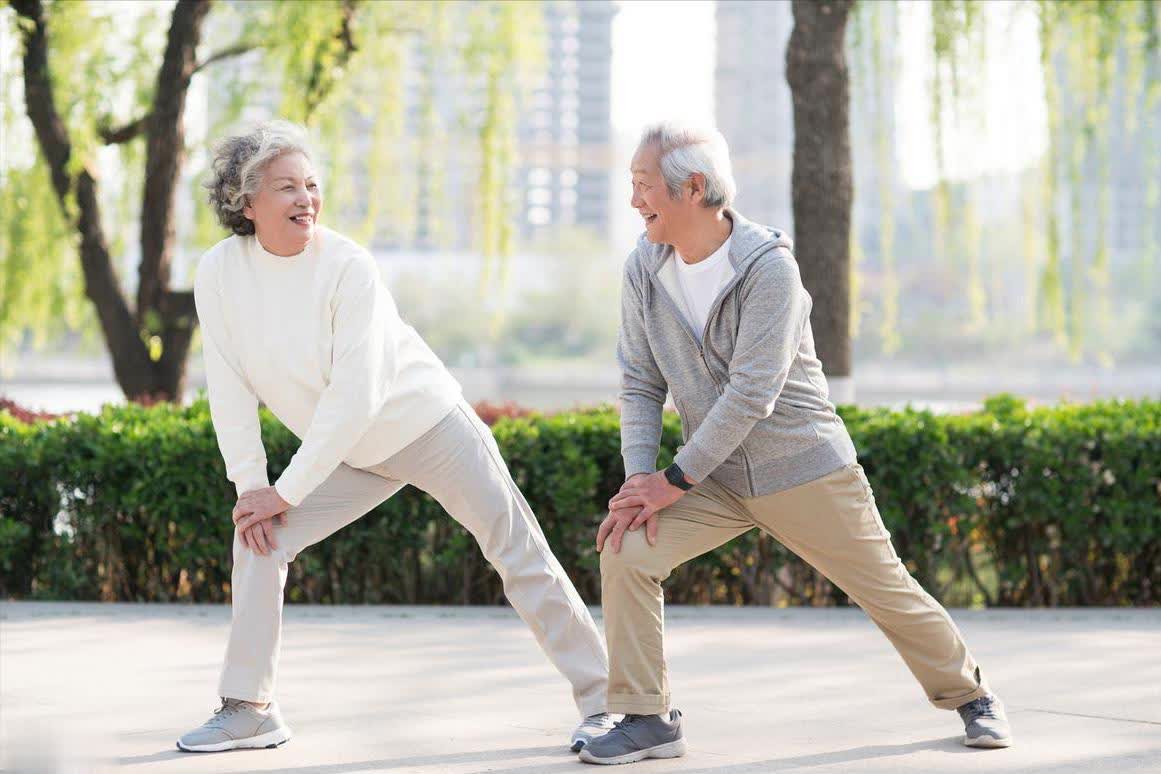 医生揭秘：活到85岁的老人，55岁大多已不做这几件事!