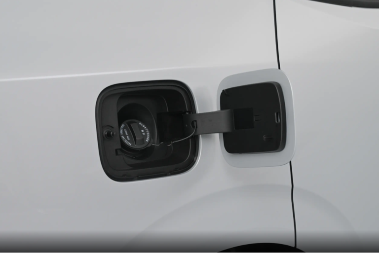 10万级家用MPV五菱星光730，上市49天销量破2万!