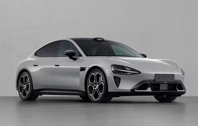 新款小米SU7新增车漆／可换金色LOGO，预计4月上市