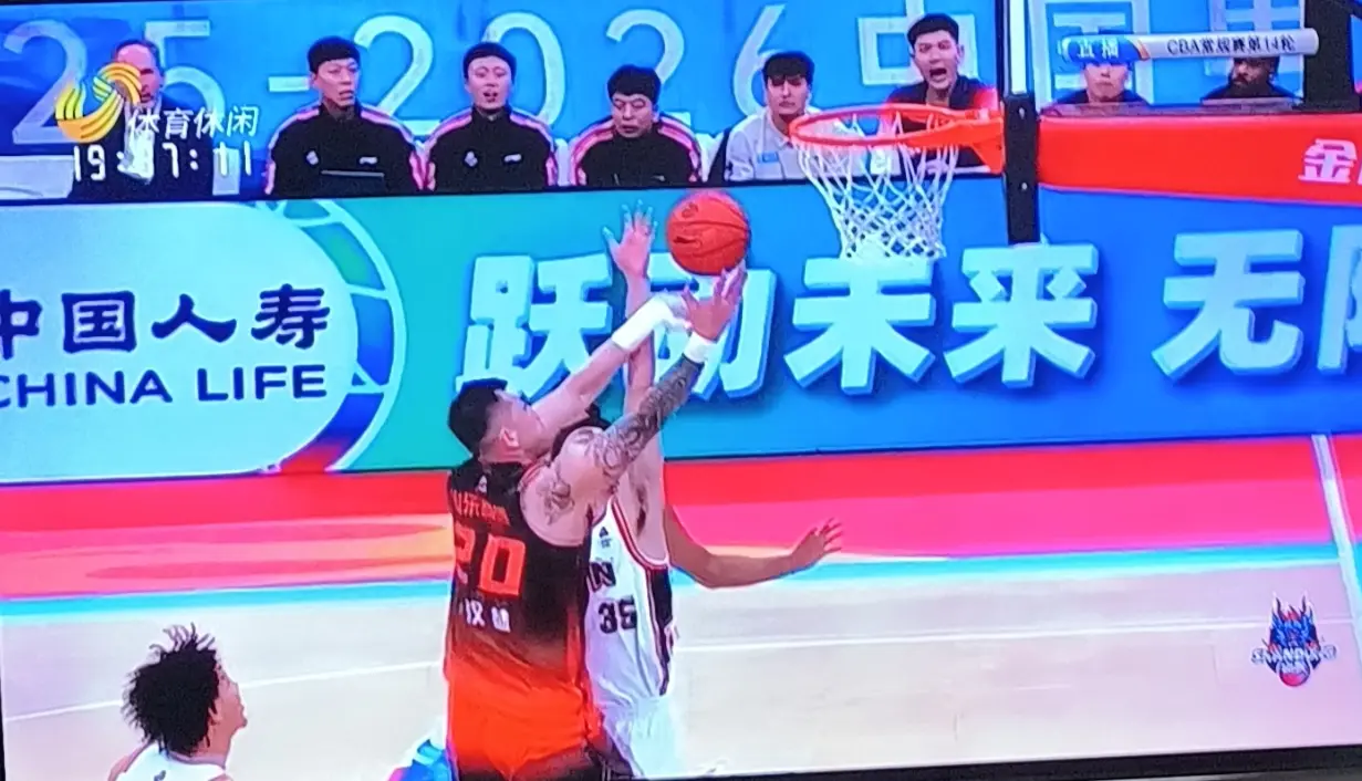 珀塞尔38分山东男篮主场108:85大胜吉林男篮豪取7连胜!