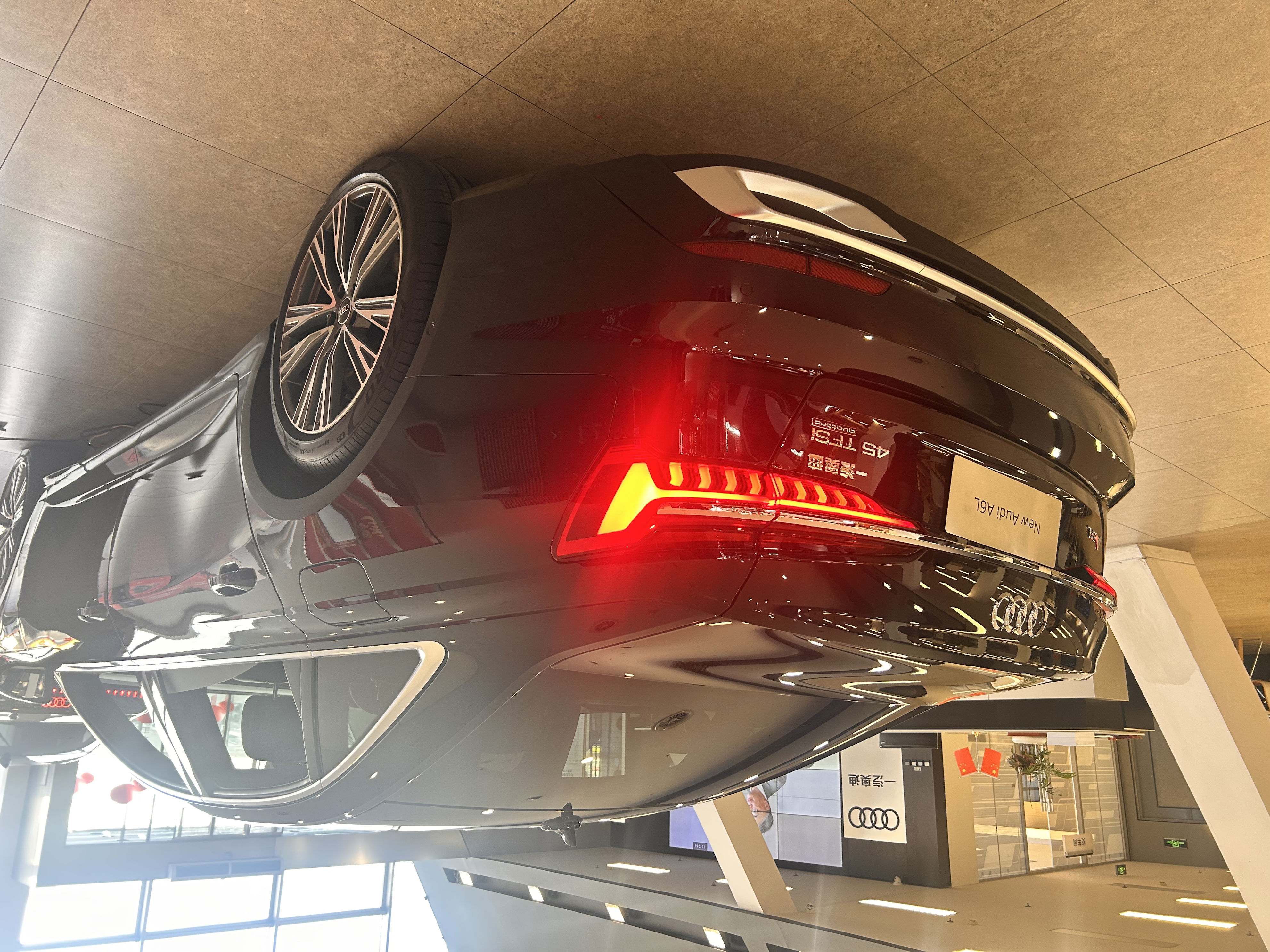 A6L换代倒计时，实探北京奥迪4S店：现款直降超15万元!销售称新车或涨价