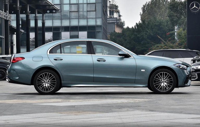 奔驰C级用车养车成本分析：全系2.0T，真越开越省?