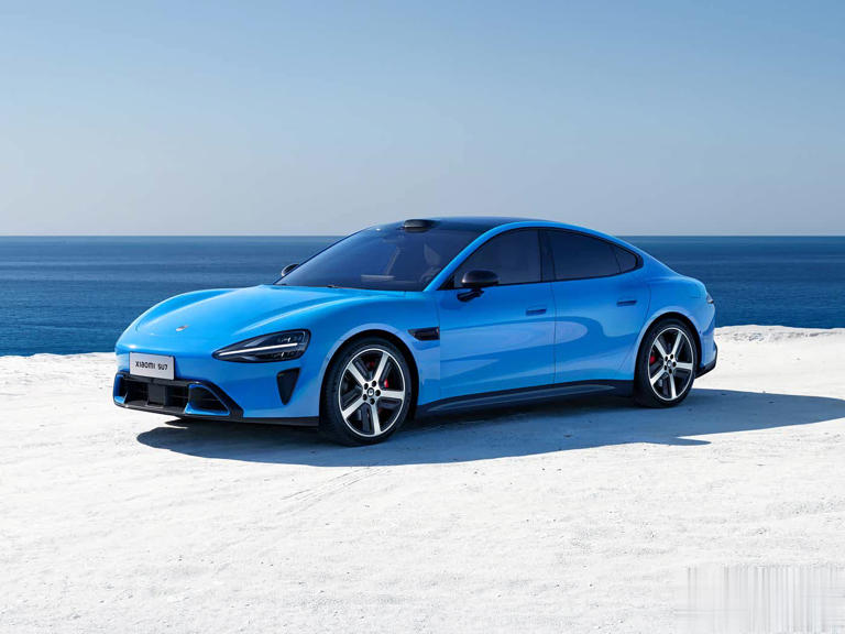 新款小米SU7预售22.99万起，4月或将上市，续航达902km