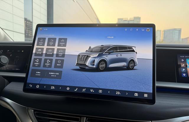 腾势 D9 这台 MPV 的中控车机 把好操作做到了实处