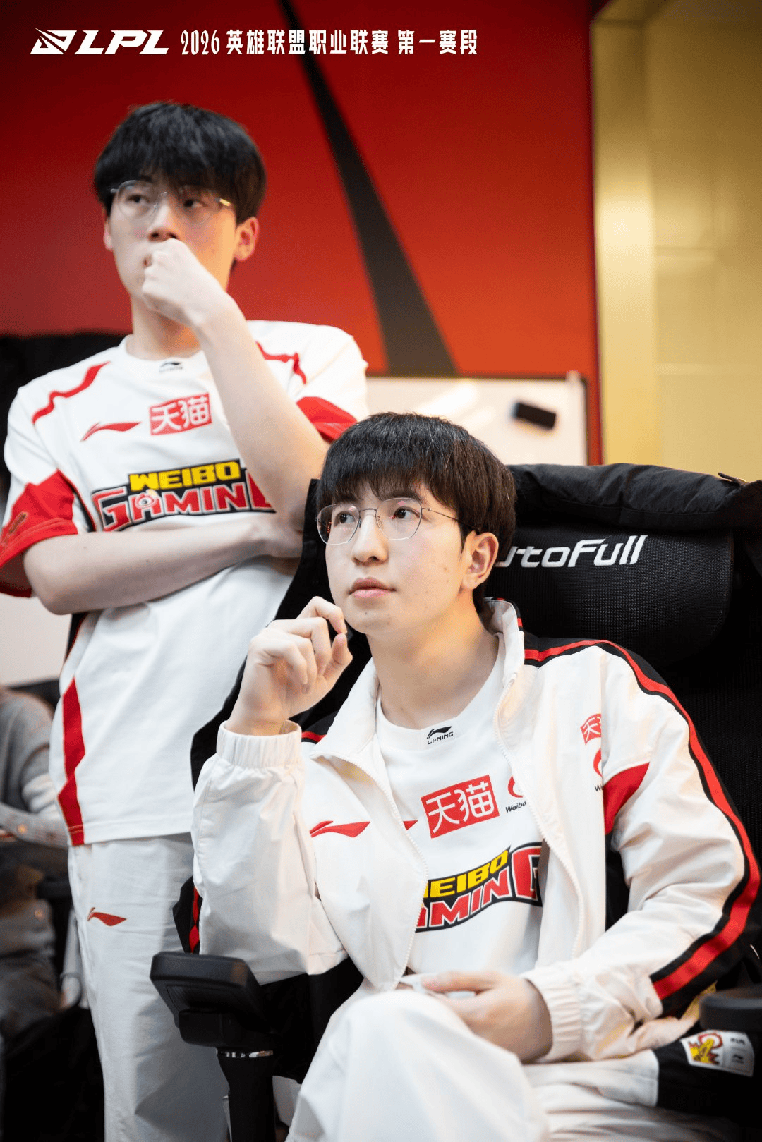 LPL官方发布WBG赛后返图：败亦不馁，前路尚长，下一场加油