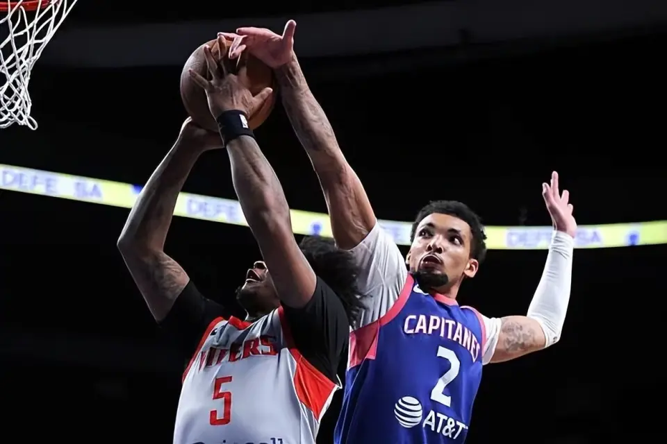 毫无表现还能进先发？火箭二队的用人方式让人感到无法理解？