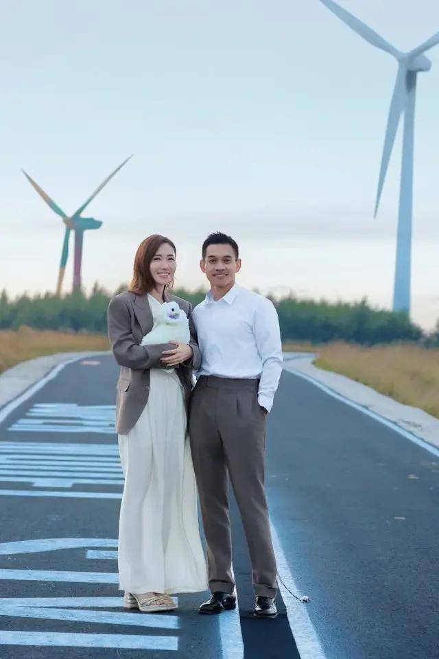 44岁前TVB花旦复合失败宣布分手，男方：放手对她好对我好