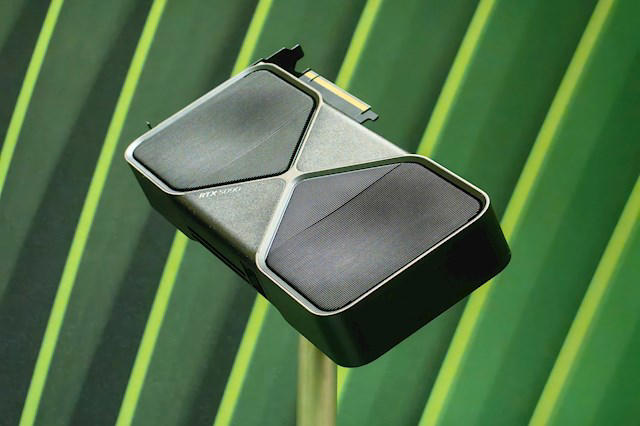 NVIDIA辟谣RTX 50系列停产：全系正常供应! 缺货是显存供应拖后腿