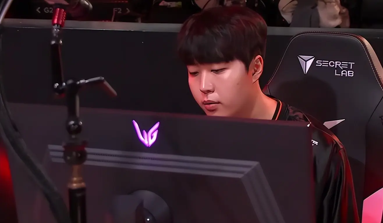 Kanavi没跟上LCK节奏，皇子超鬼，被Oner碾压，神情落寞