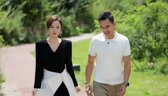 44岁前TVB花旦复合失败宣布分手，男方：放手对她好对我好