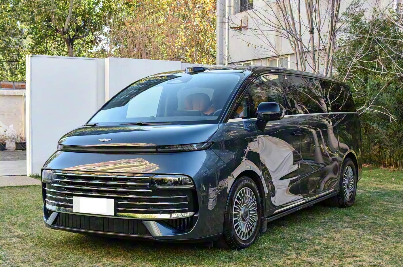 增程式中大型MPV将于1月20日上市!预售31.98万起，配6/7/8座可选