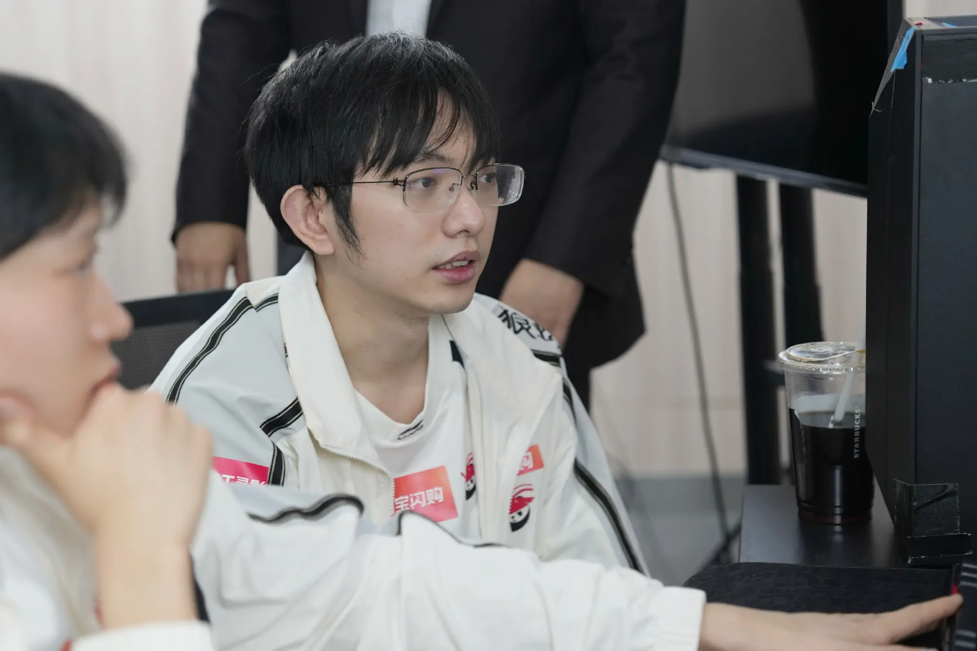 LPL：Knight 交手 Rookie，BLG 与 iG 上演中野对决