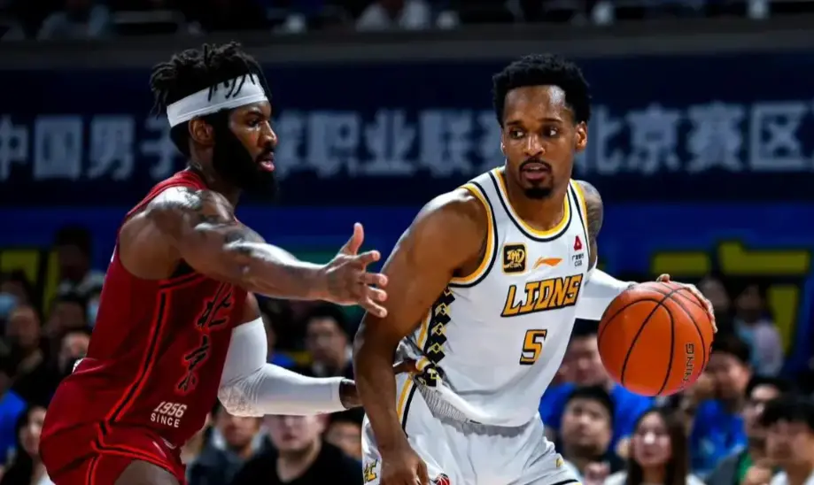 CBA第一争冠热门杀疯了! 15战豪取14胜1负：京粤沪都要靠边站?