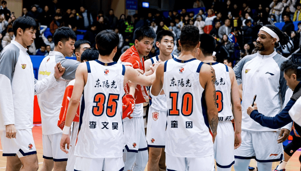 CBA官方祝贺：广东总胜场数达1000场，联赛历史首支千胜球队