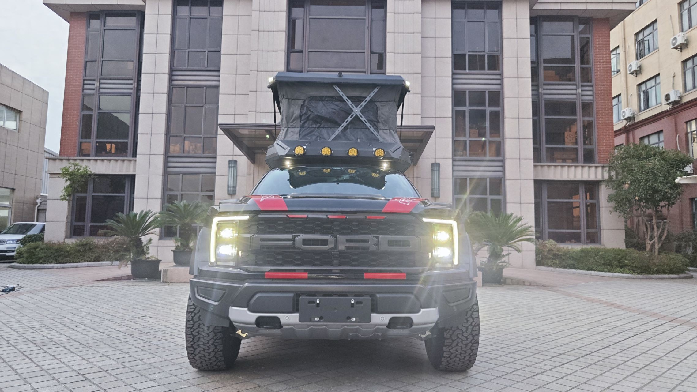 硬核与智能兼备! 深度解析2025款辅恒3.5T标准版皮卡