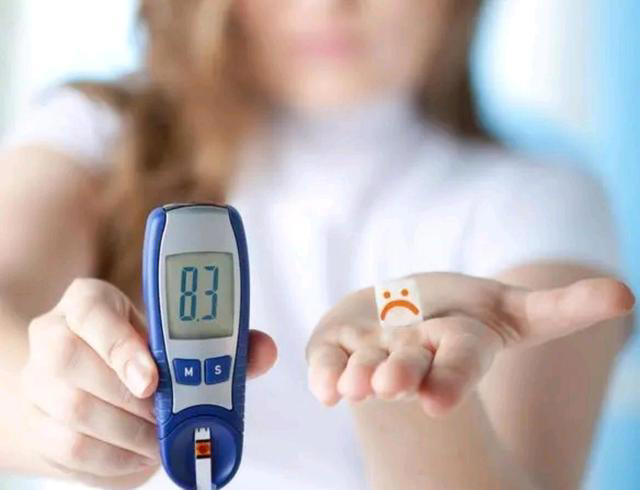 餐后血糖高，怎么办? 建议糖尿病人，饮食做到4点，帮助降低血糖