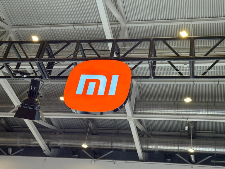 财政部明确明年继续实施“国补”；零跑首款 MPV 车型 D99 首次亮相；小米林斌减持 20 亿美元｜Do早报