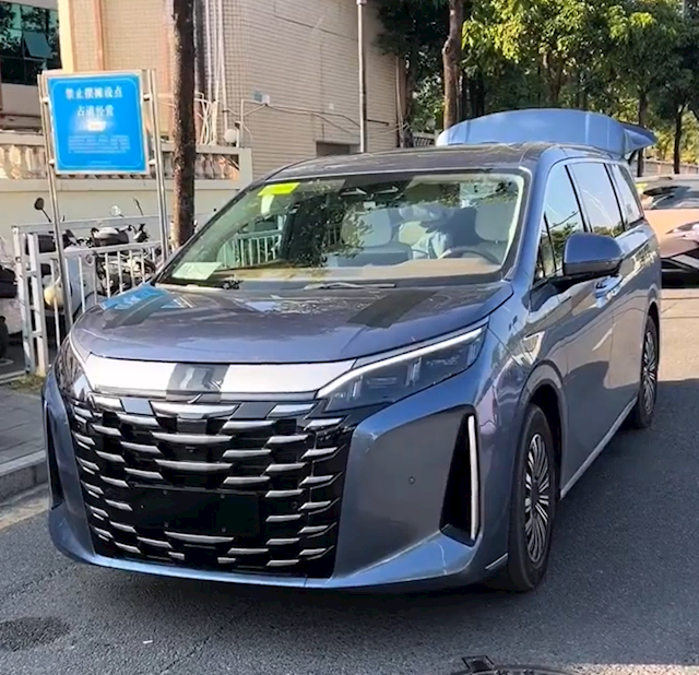 DM5.0把MPV油耗打下来：全新比亚迪夏实车曝光