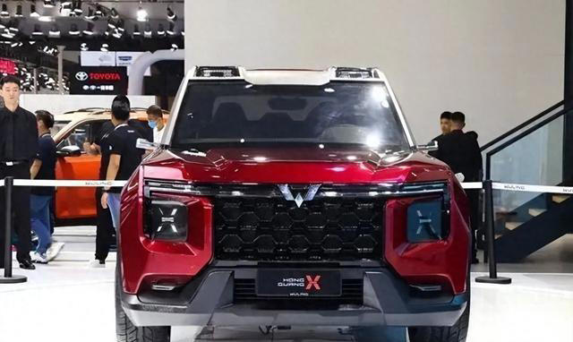 177马力+8CVT，硬派越野SUV五菱“地表王”，能否俘获你的心