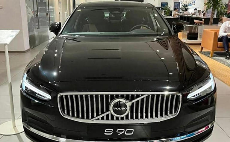 跌至29.85万，和奥迪A6L一个档次，全系2.0T+8AT，性价比确实高