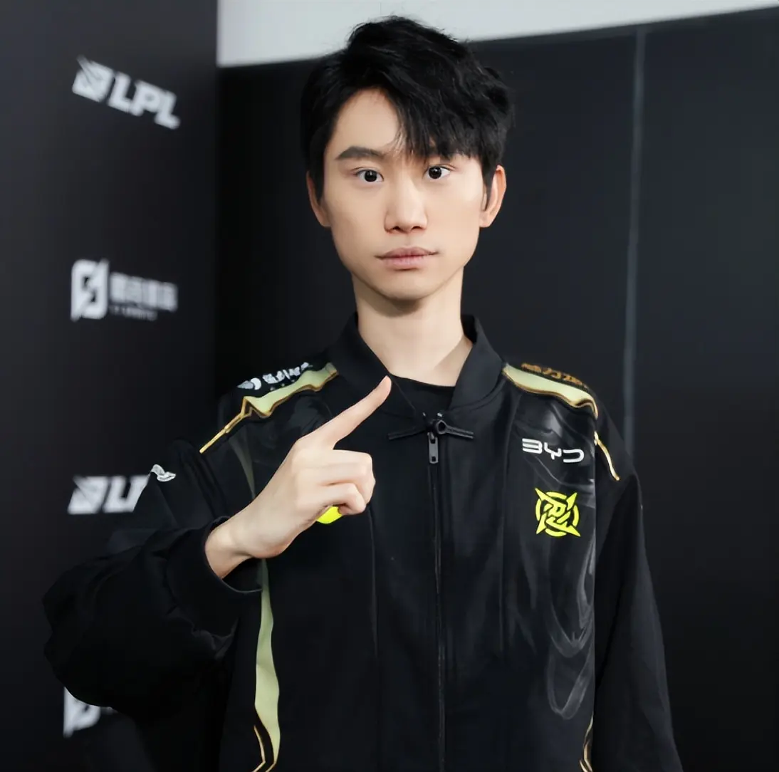 IG陷入九死一生！Doinb讽刺：IG要享福了，败者组都是S14队伍